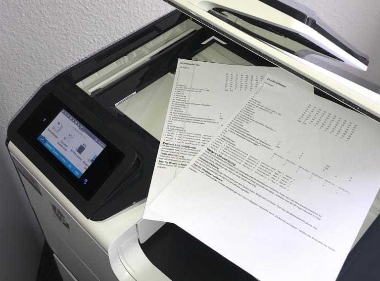 Streifen beim Kopieren, Scannen oder Faxen einfach beseitigen